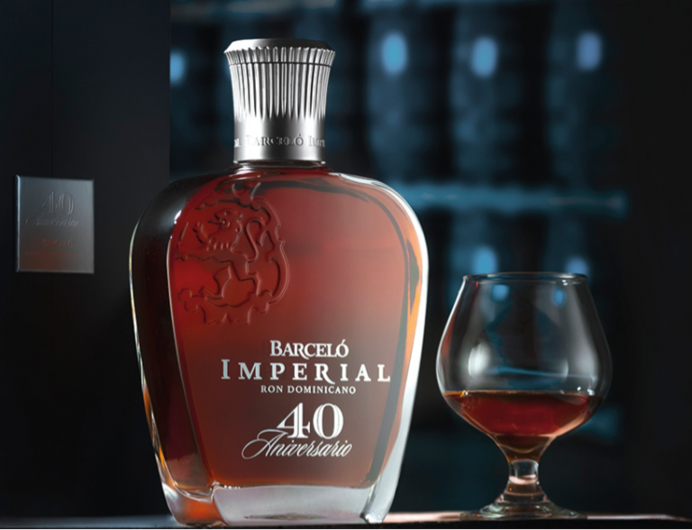 Los 10 Mejores Rones del Mundo | Destilados Superiores